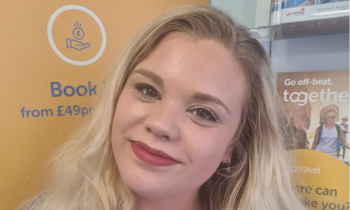 Reconnecting a family at Christmas – Alicia’s story | Coop Colleagues ...